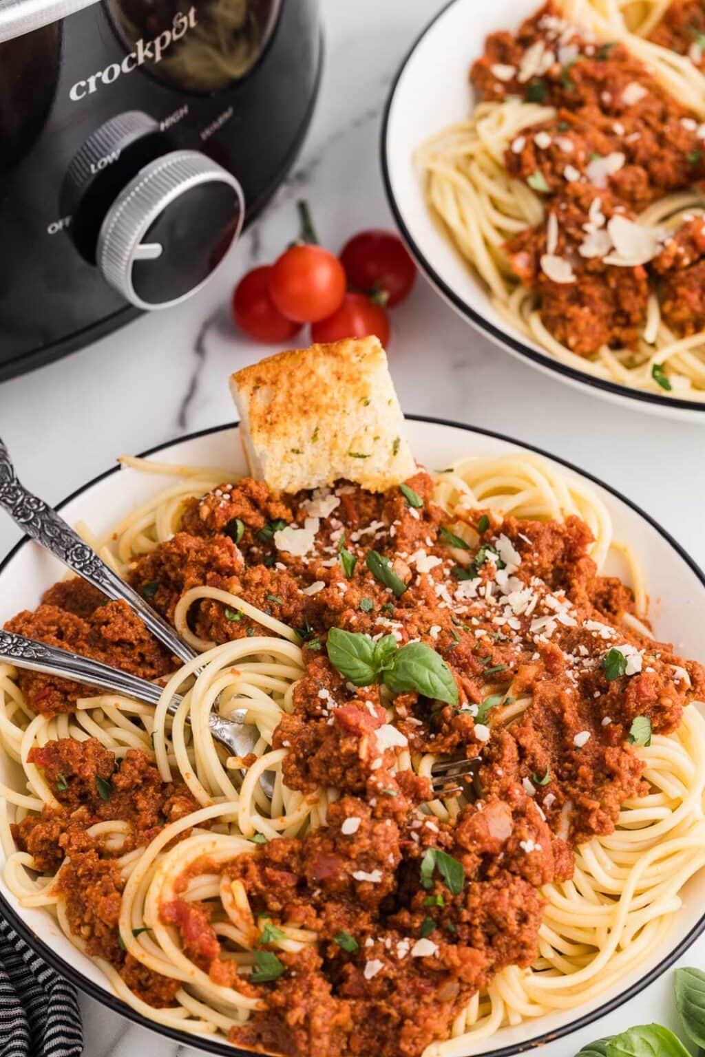 Best Slow Cooker Spaghetti Sauce Recipe - Slow Cooker Gourmet